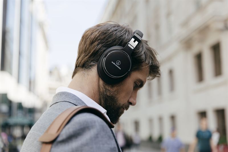 Top 10 Best Headphone Brands in the World | Improb