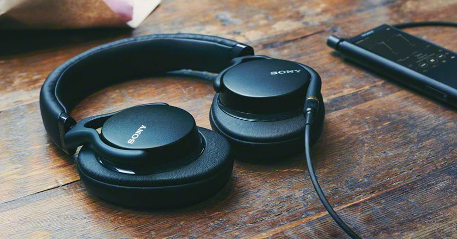 Top 10 Best Headphone Brands in the World | Improb