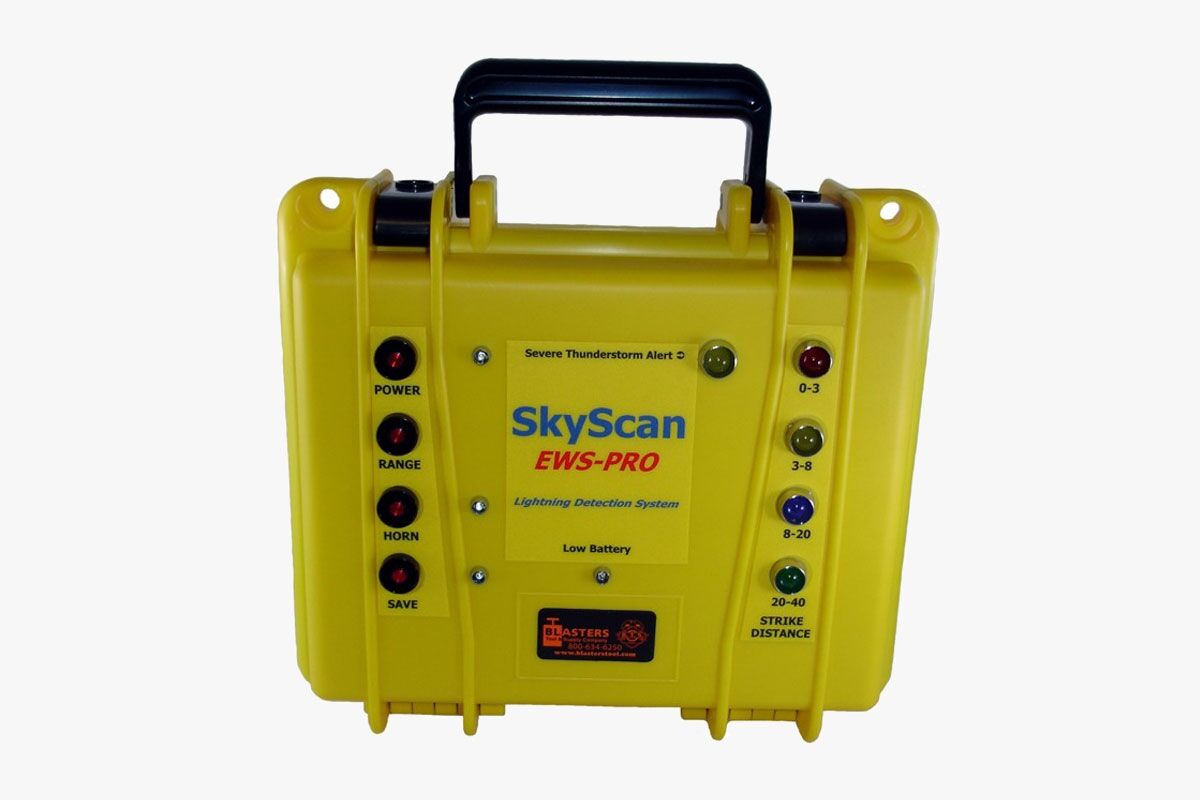 The 10 Best Lightning Detectors | Improb
